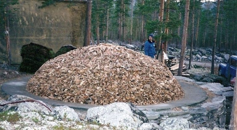 Traditional tar (oil) is still very much alive! - Brouns & Co